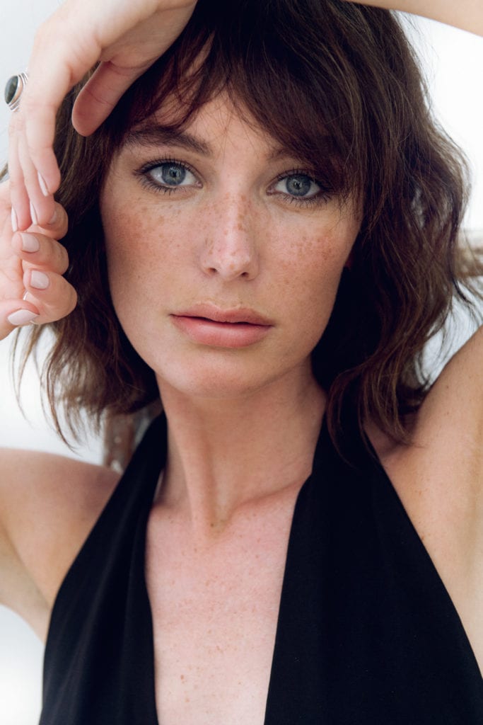 Mega babe Beth Rothwell! - J'adore Models