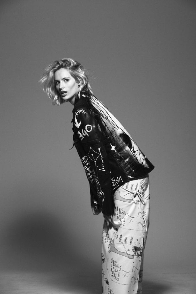 Eve Deacon - J'adore Models