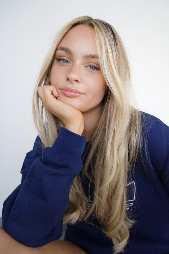 Yasmin Bennett - J'adore Models