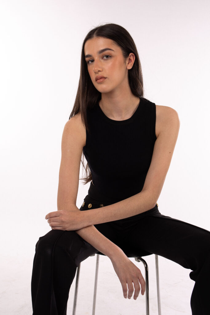 Holly Bingham - J'adore Models